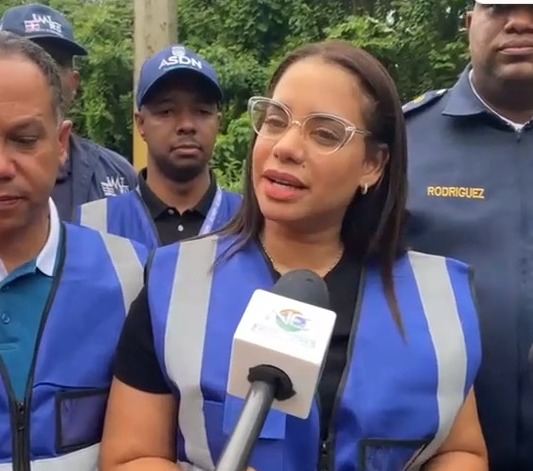 Alcaldesa Betty Gerónimo recorre zonas vulnerables de Santo Domingo ...